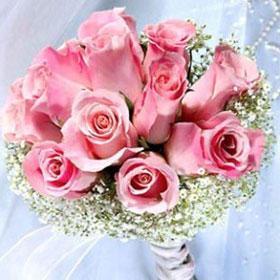 Color tones for all Bridal Rose Bouquets may vary due to the computer ...
