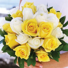 Yellow And White Rose Bouquet